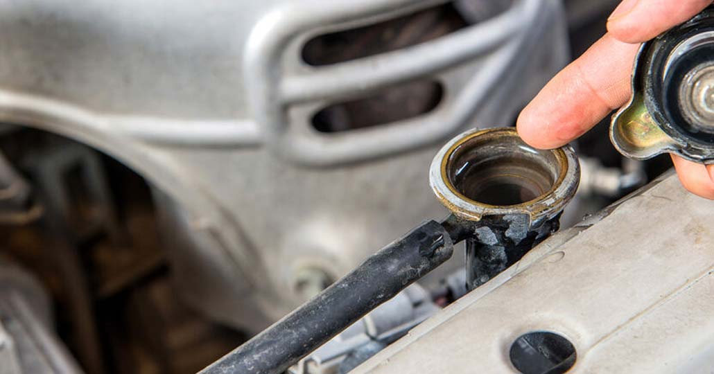 Ciri-Ciri, Penyebab Dan Solusi Ketika Radiator Bocor - PT. GOBIG ALCA NESSA